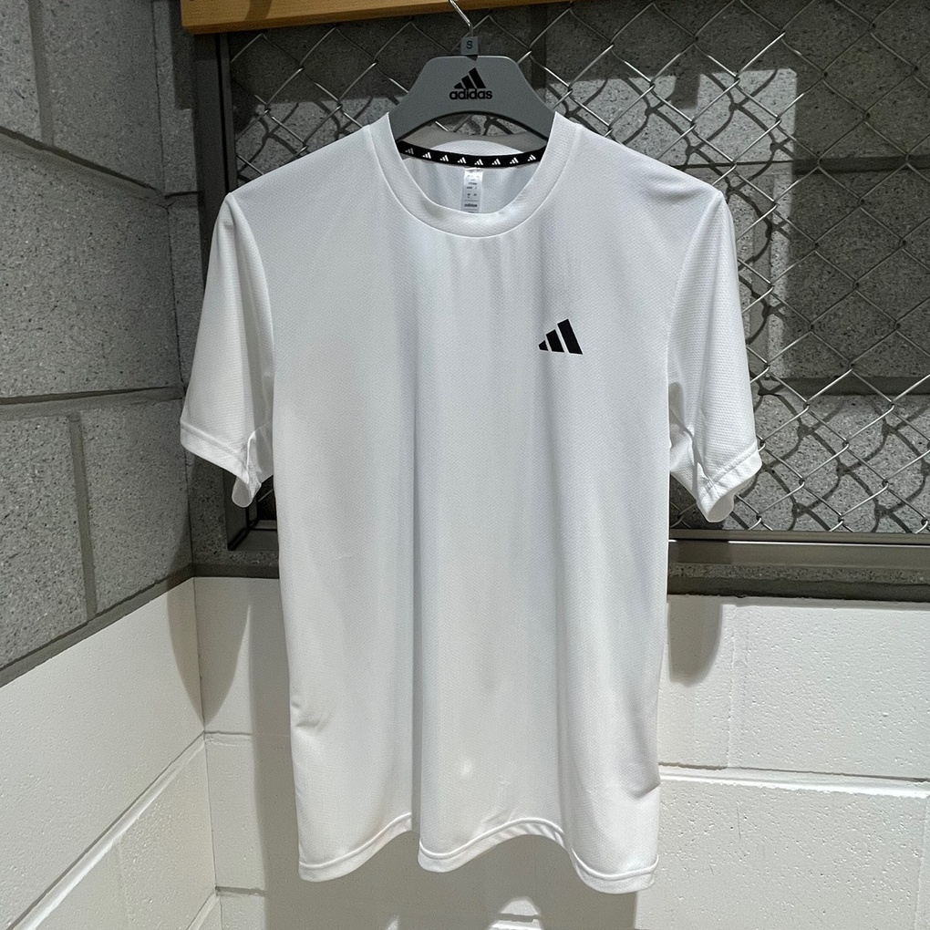 아디다스 [매장정품] 반팔티 트레인 에센셜 트레이닝 티셔츠 IC7430 화이트- 이랜드몰