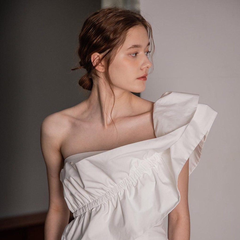 YY_Big frill off shoulder top- 이랜드몰