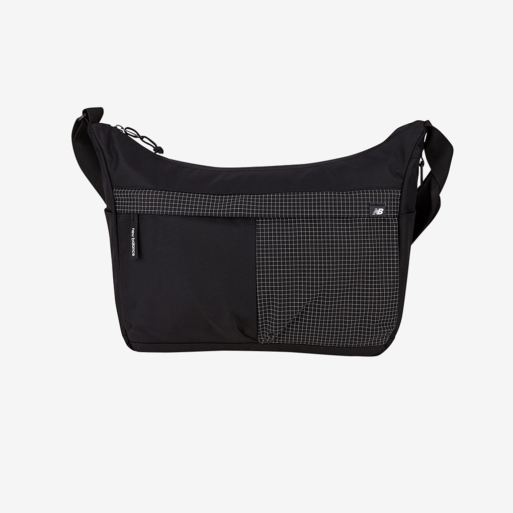 Universe crossbag (BLACK) / NBGCCAA201- 이랜드몰