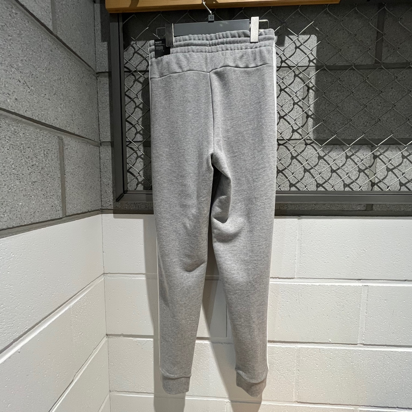 아디다스 [매장정품] 긴바지 에센셜 3S 프렌치 테리 커프트 팬츠 IC9922 그레이- 이랜드몰