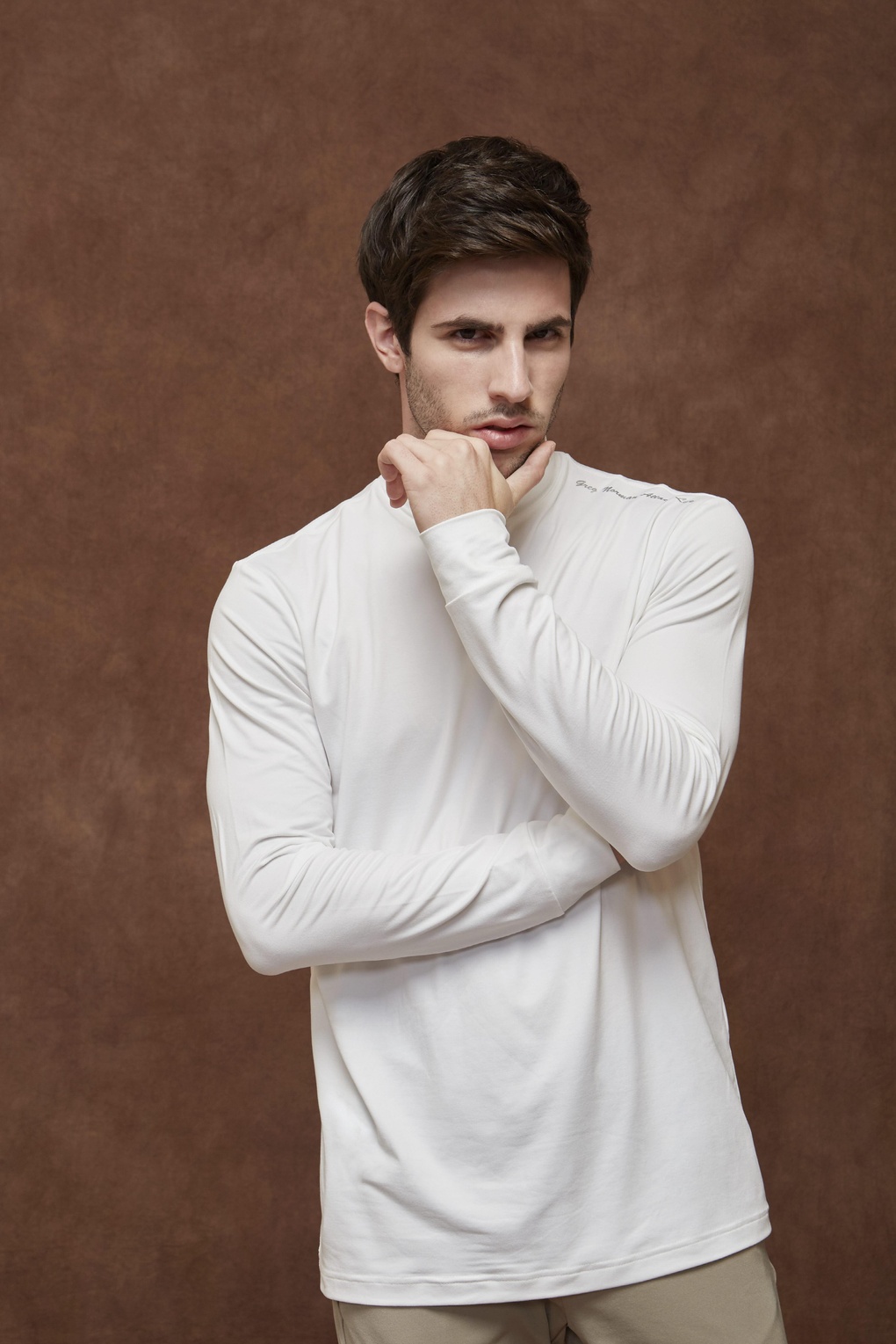 그렉노먼 남성 양기모 웜테크 하프넥 (아이보리)_HMG18-TS304- 이랜드몰