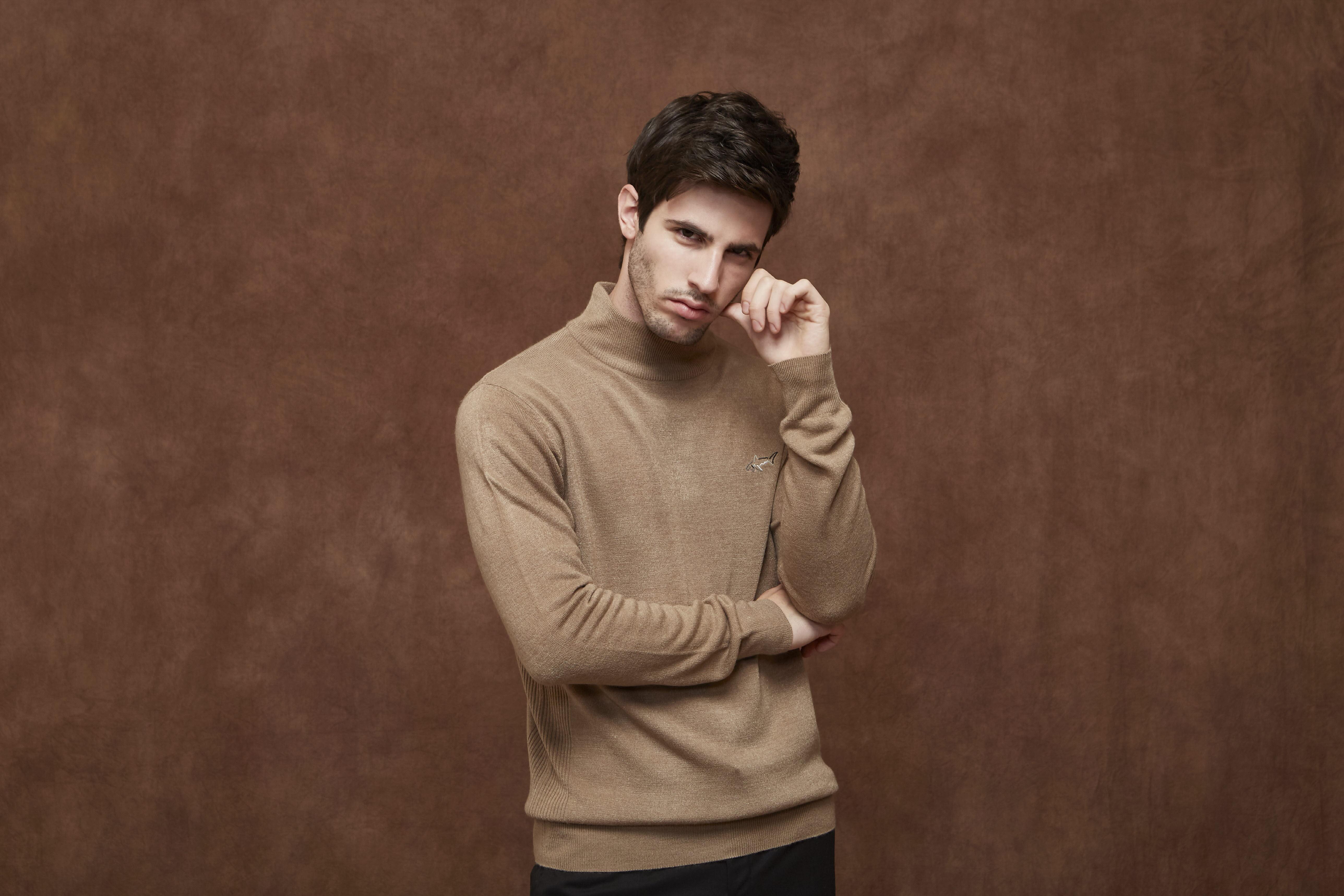 그렉노먼 남성 자수로고 캐시터치 니트 (베이지)_HMG18-KT404- 이랜드몰