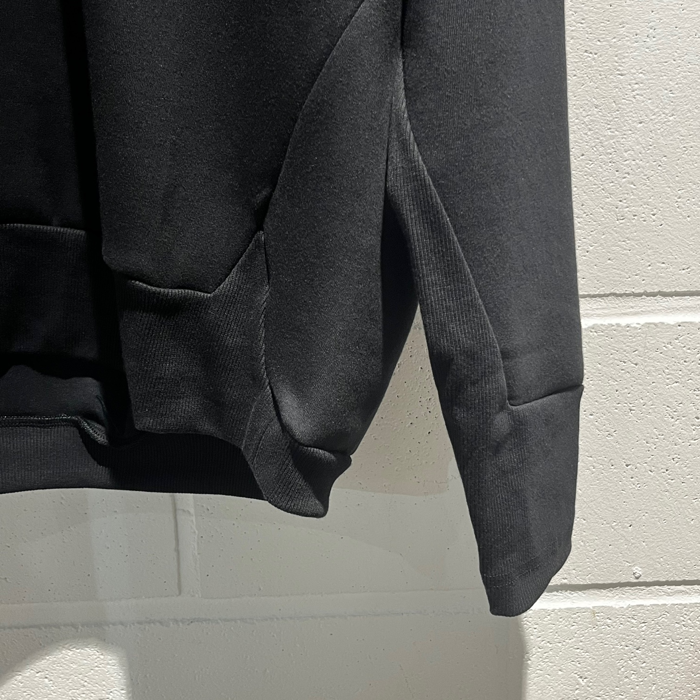 아디다스 [매장정품] 맨투맨 ZNE 프리미엄 스웨트셔츠 IN5109 블랙- 이랜드몰