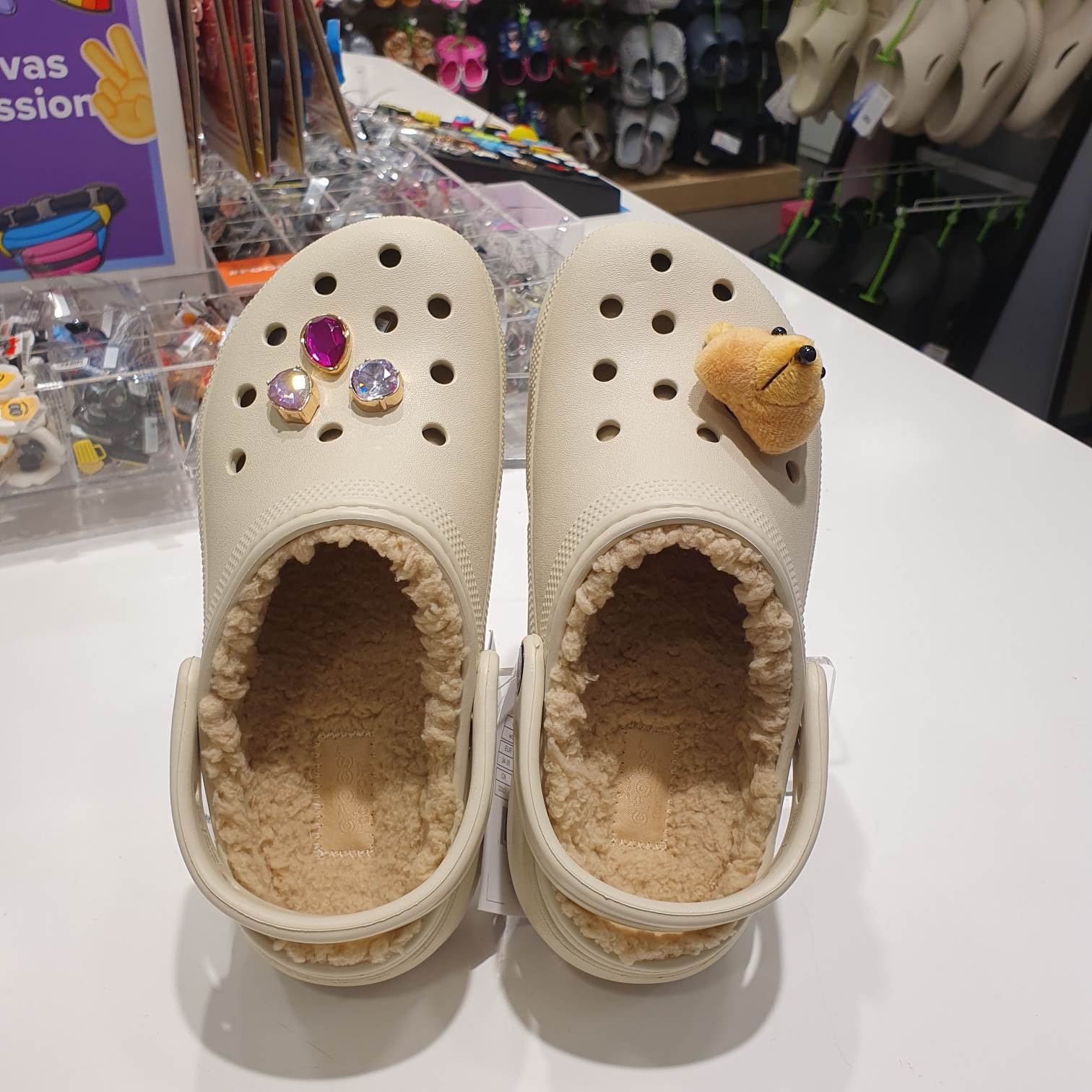 크록스 클래식 플랫폼 라인드 클로그 207938-2Y2- 이랜드몰