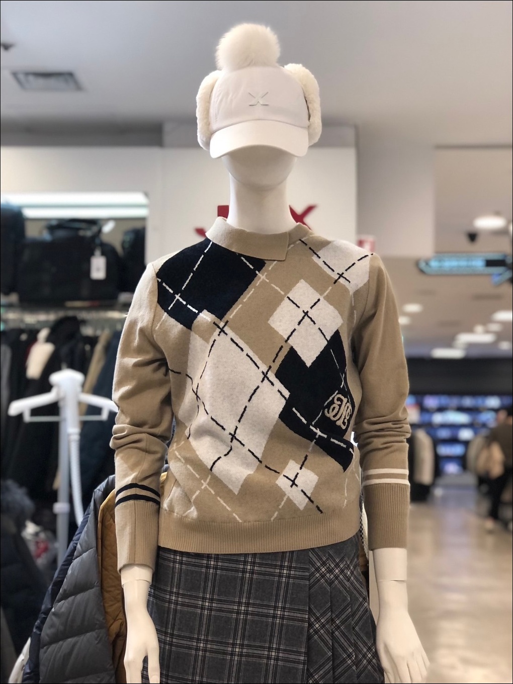 JDX 여성겨울 아가일 패턴 에리변형 라운드 풀오버(X2SPU8346) LI- 이랜드몰