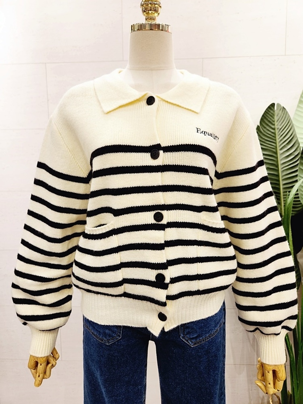 에잇컨셉 BC무배 가을신상품 I010이퀄리티CD 카라스트라이프 가디건 (C23I3FCD00- 이랜드몰