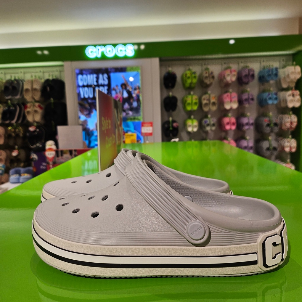 크록스 오프코트 로고 클로그 ATM 209651-1FT- 이랜드몰