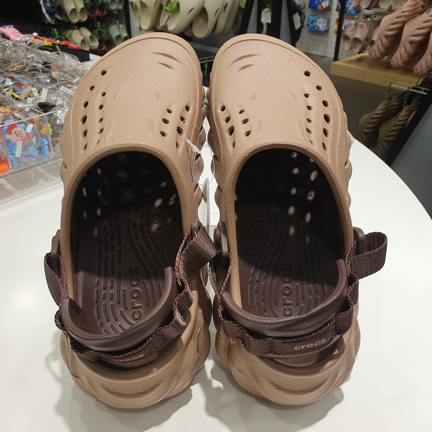 크록스 에코 클로그 207937-2Q9 평촌점- 이랜드몰