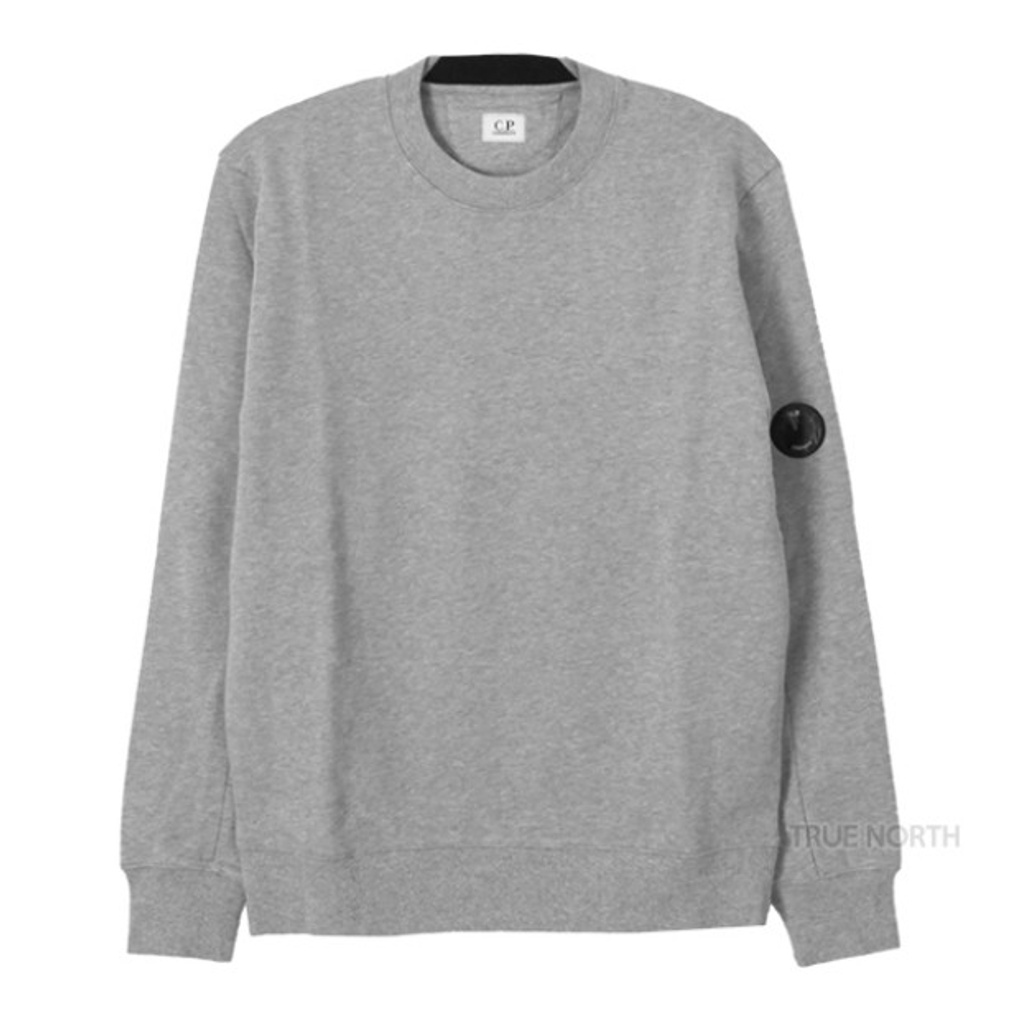 [CP컴퍼니] 23FW 남성 15CMSS022A 005086W M93 렌즈 와펜 맨투맨 티- 이랜드몰