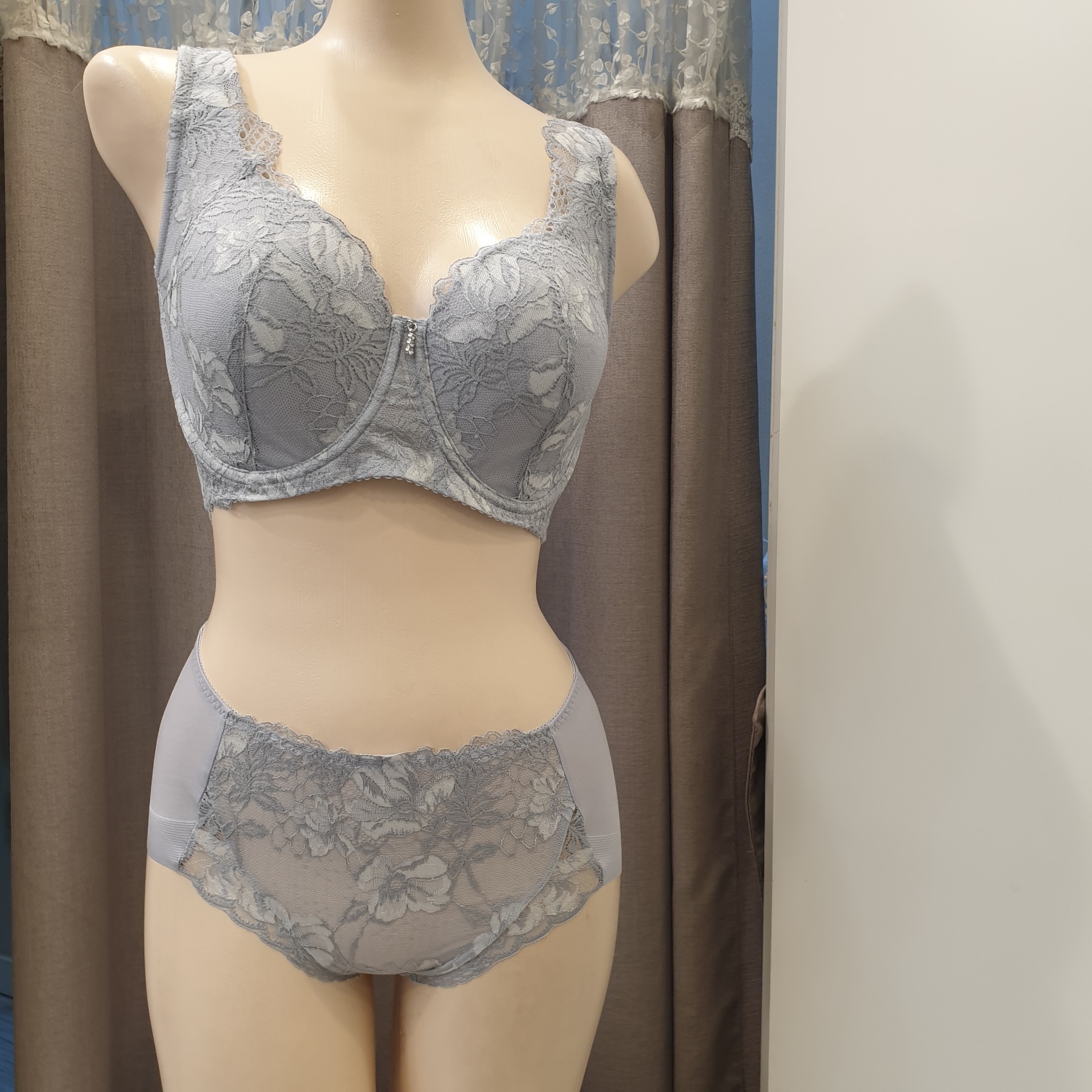 비비안기능성 풀컵몰드와이어브라햄팬티세트2컬러중선택(75B~95B)BR3521 BP3521P- 이랜드몰