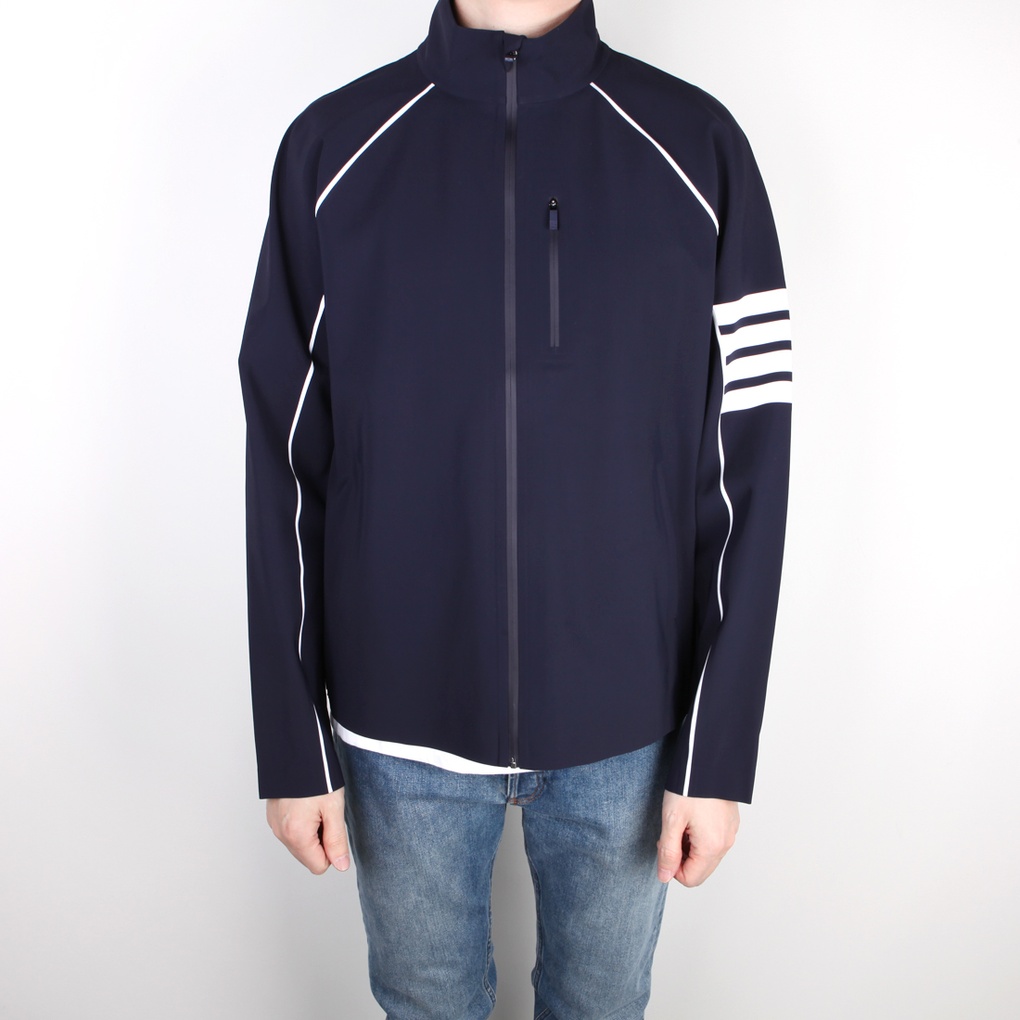 [톰브라운] 완장 컴프레션 자켓 네이비 MJA003A- 이랜드몰