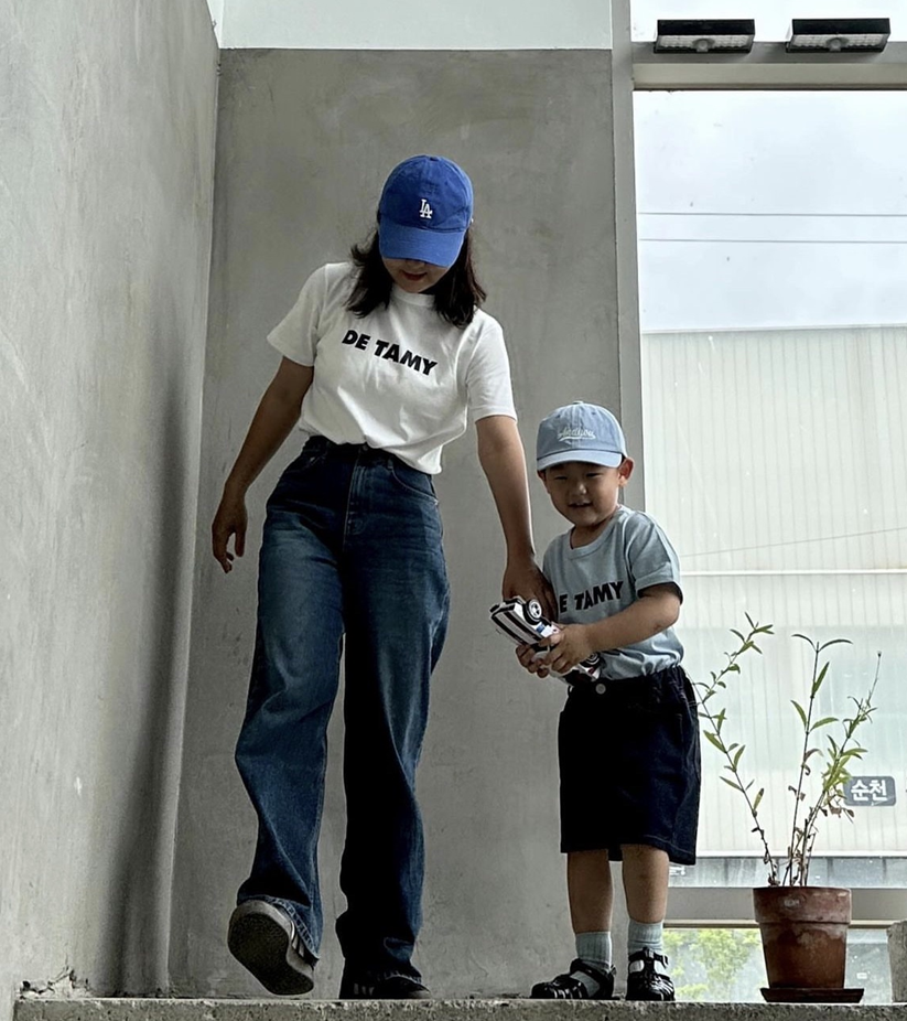 24SS 로고절개티 (5color) (MOM & KIDS)- KIDIKIDI