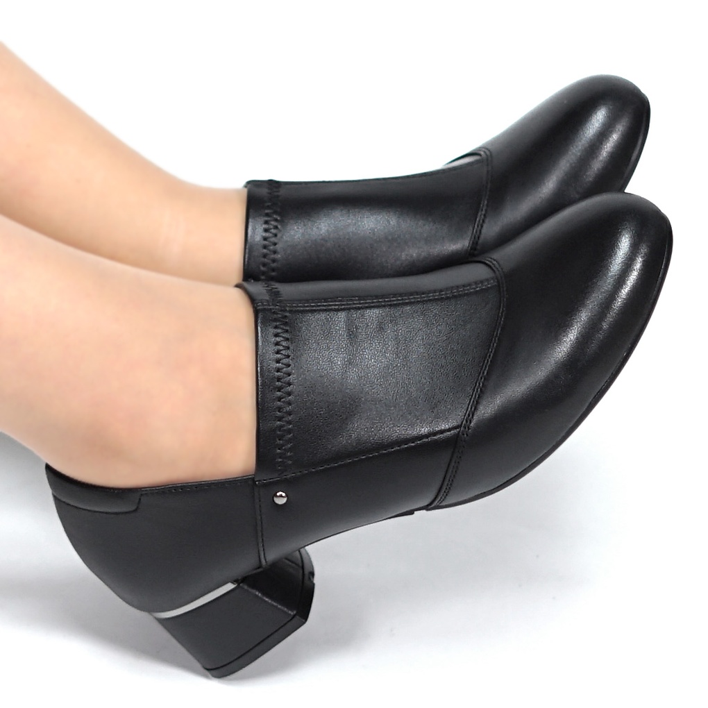 허시파피 여성 세미캐주얼 양가죽 스판 부티 4cm 부츠 FQ426Q427/24FW- 이랜드몰