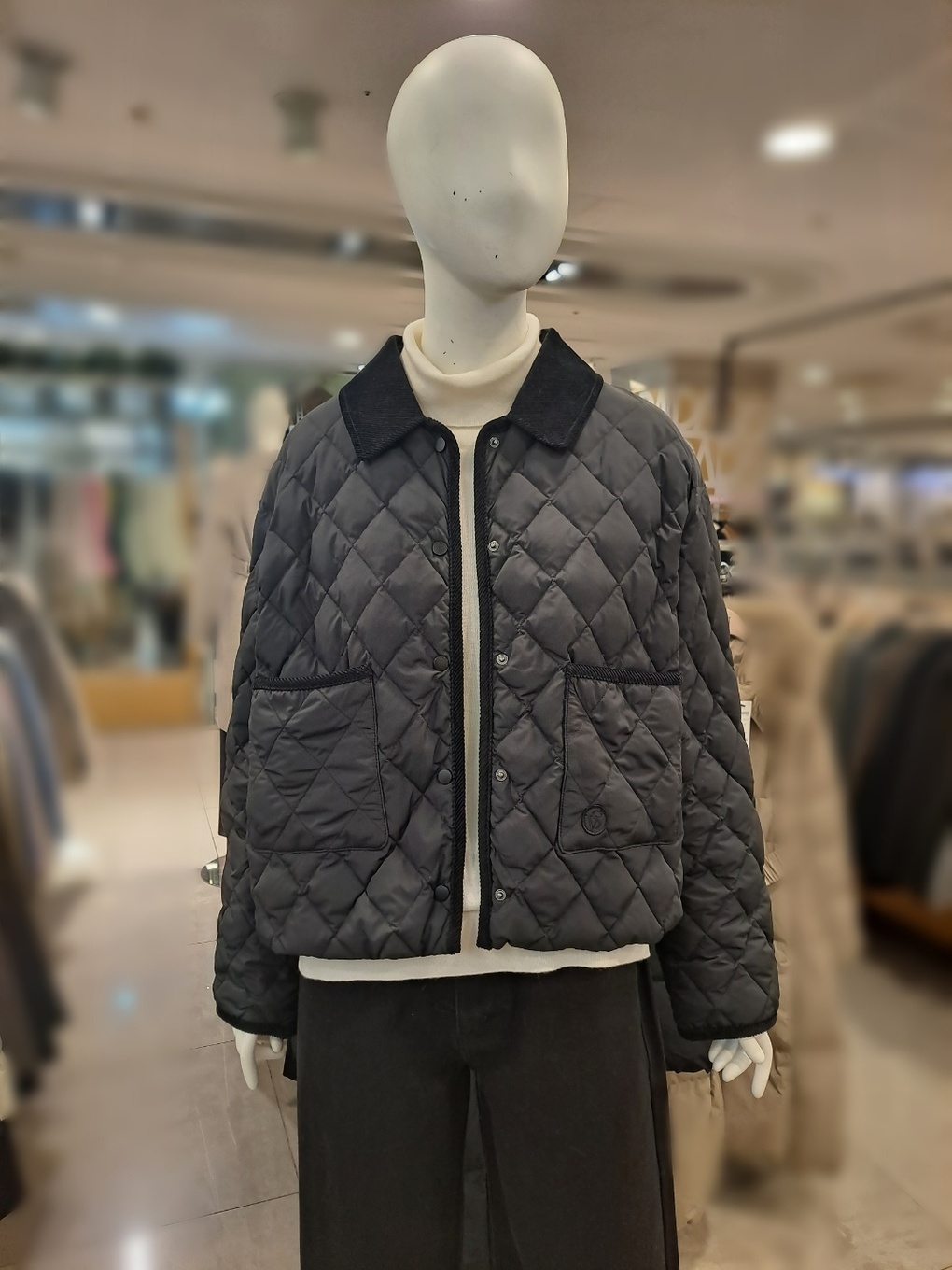 비지트인뉴욕 코듀로이배색 퀼팅 경량 구스다운 VAADO71- 이랜드몰