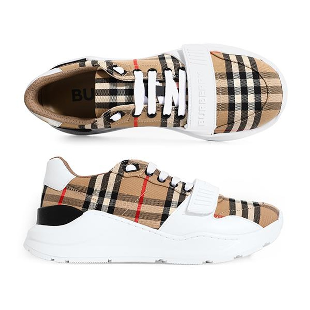 [버버리 BURBERRY] 8048577 A7028 남성 스니커즈- 이랜드몰