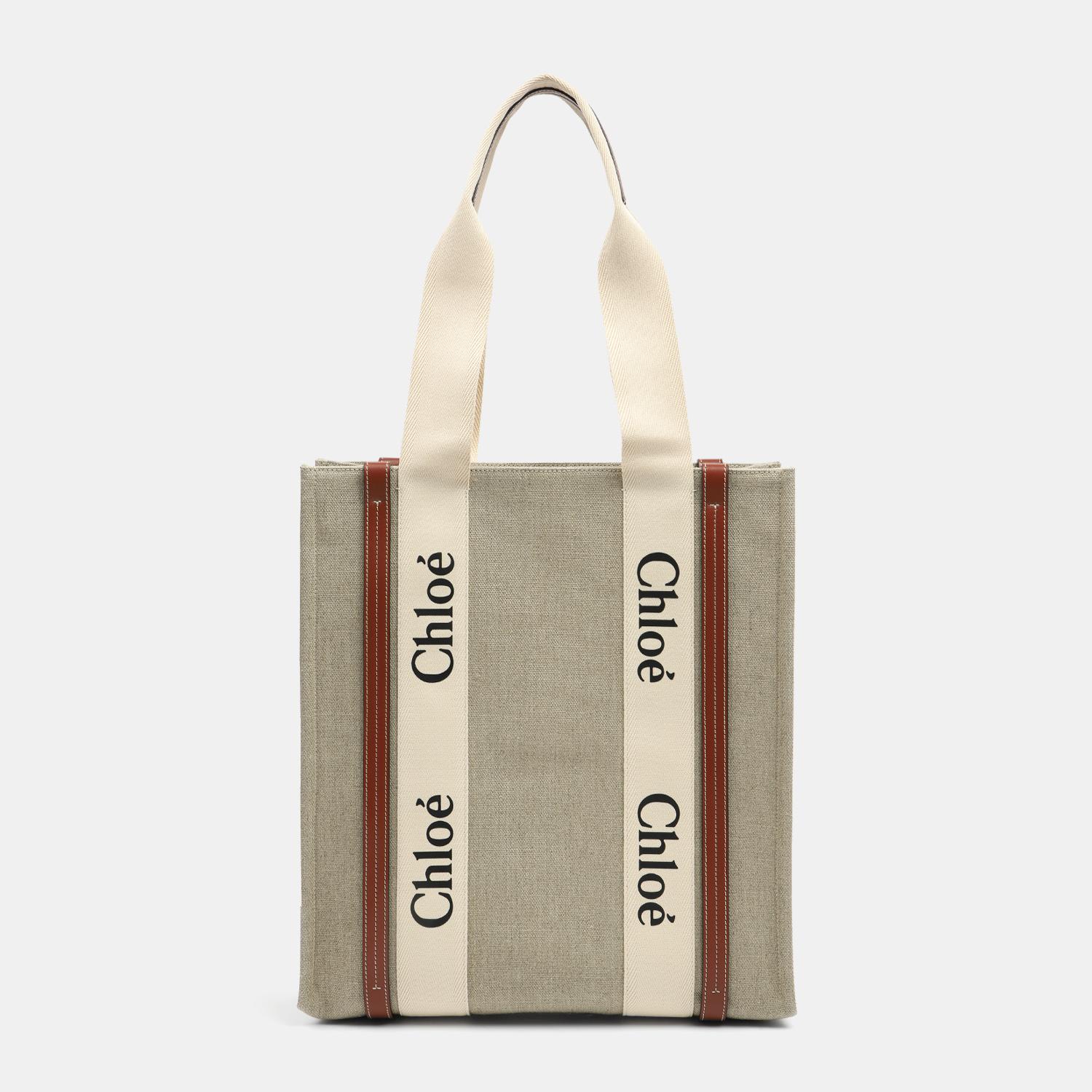 끌로에 여성 우디 스몰 로고 바스켓 토트 숄더백 CHC24SS366I26 27S- 이랜드몰