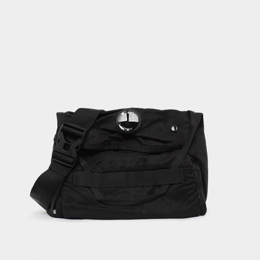 까르피)CP컴퍼니 24FW 17CMAC076A 005269G 999 크로스백- 이랜드몰