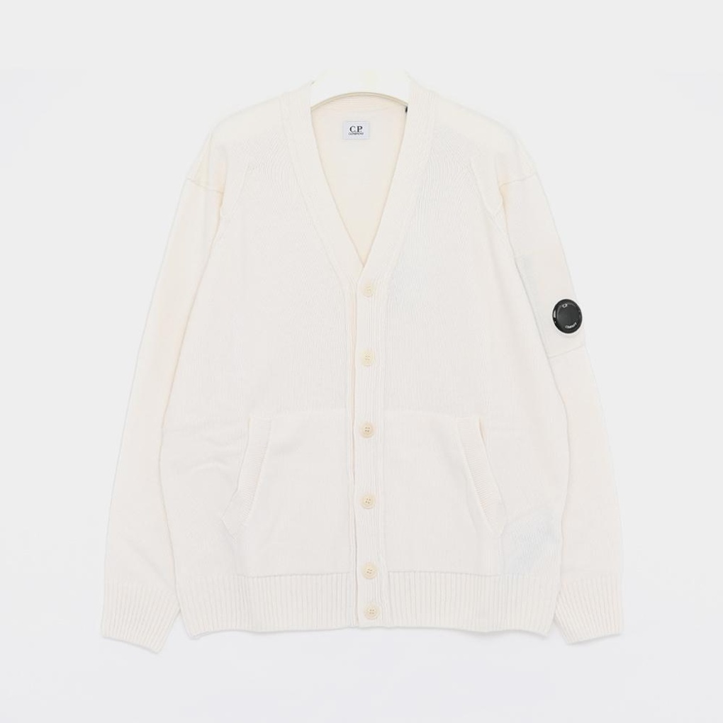 CP컴퍼니 24FW 렌즈와펜 남성 가디건 17CMKN048A 110149A 103- 이랜드몰