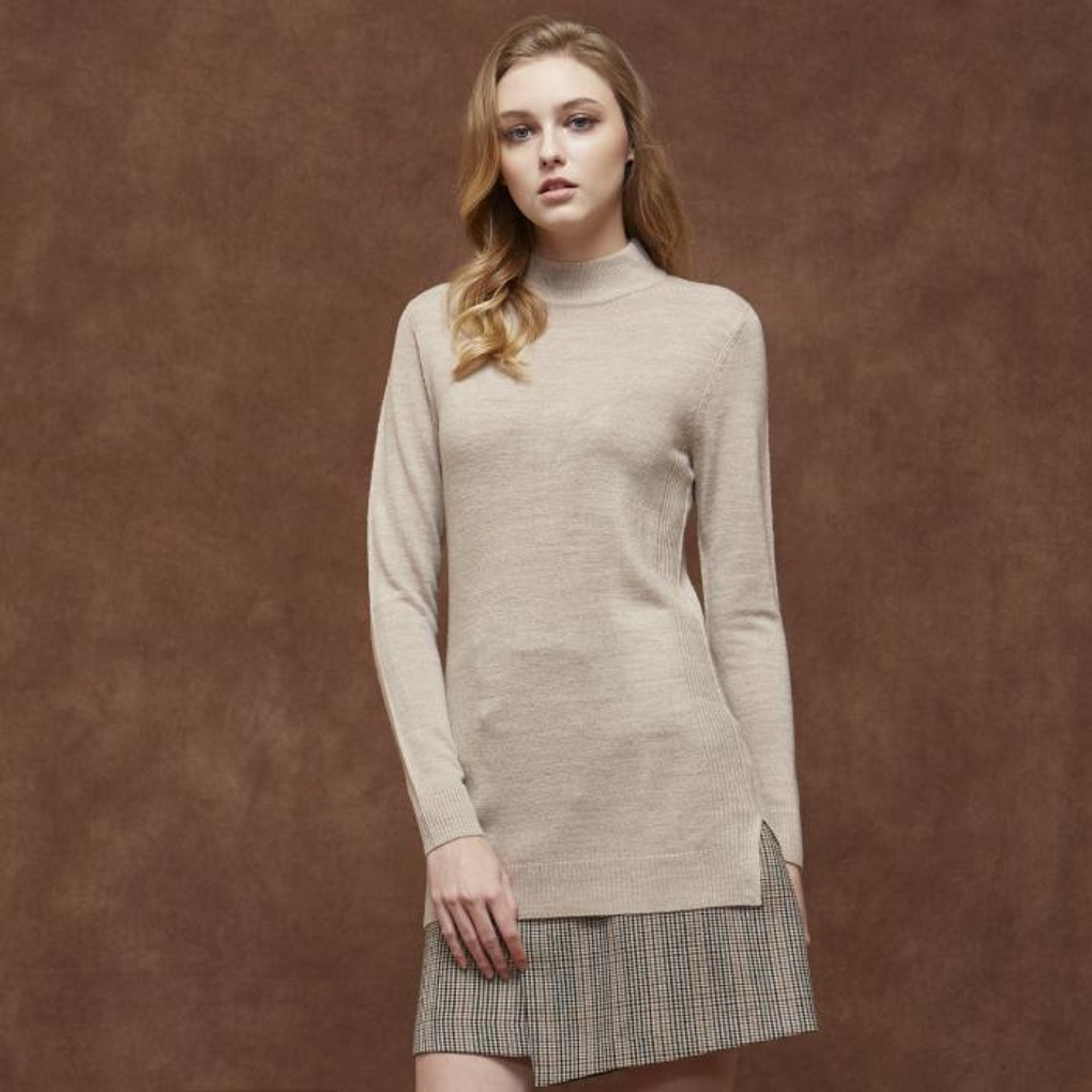 그렉노먼 여성 자수로고 캐시터치 니트 (베이지)_HWG18-KT404- 이랜드몰