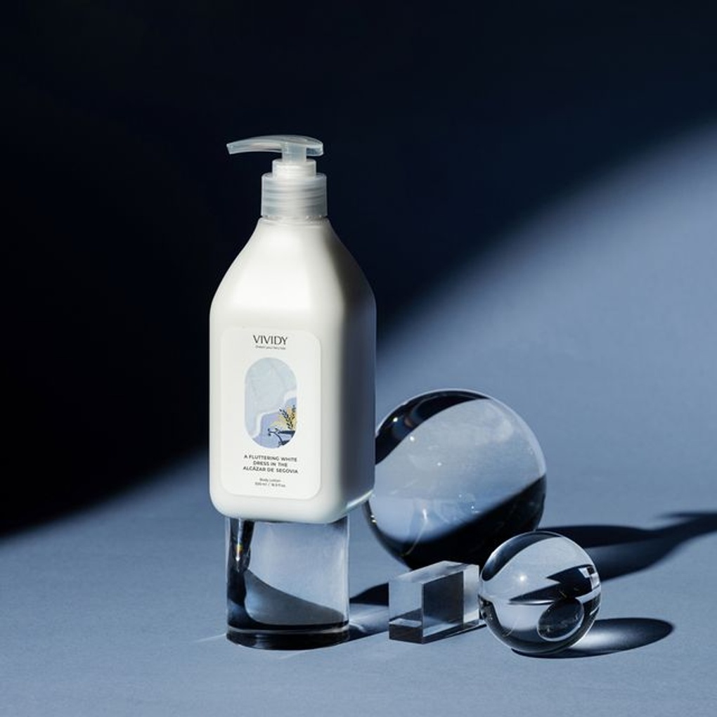 [1300k] 퍼퓸 바디로션 (알카사르 궁전에 흩날리는 하얀 드레스) 500ml- 이랜드몰