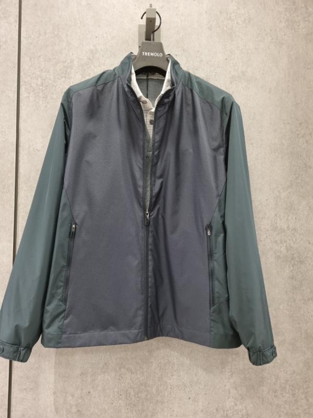 울산점 TRB CLXZ 8326 43엠보프린트 점퍼 55%- 이랜드몰