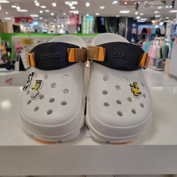 크록스 클래식 올터레인 클로그 206340-94S- 이랜드몰