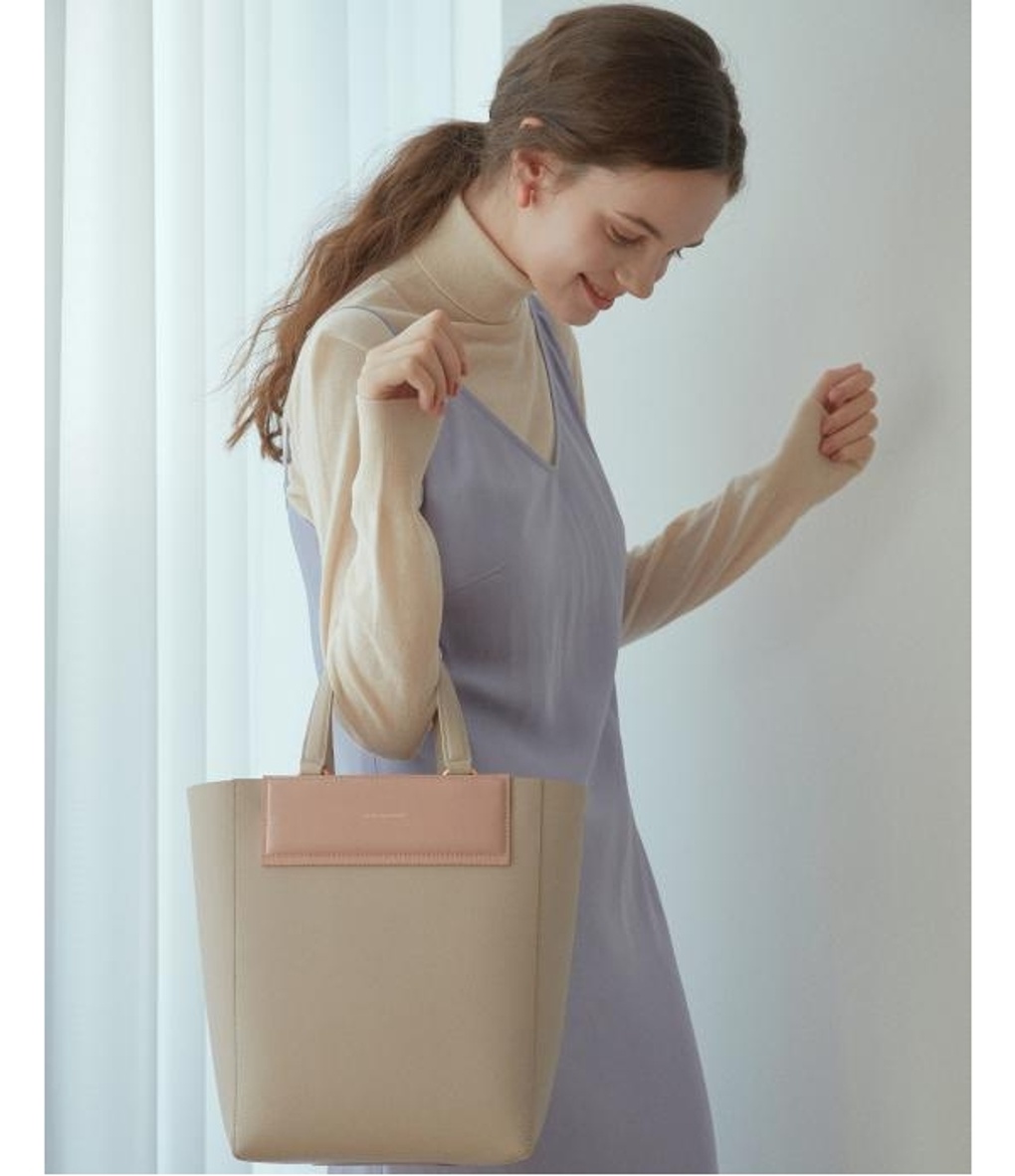 [질바이질스튜어트ACC] [20FW] JLBA0F801I2 베이지 컬러배색 소가죽 숄더백- 이랜드몰