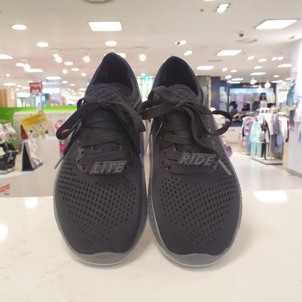 크록스 라이트라이드 360 페이서 206715-0DD- 이랜드몰