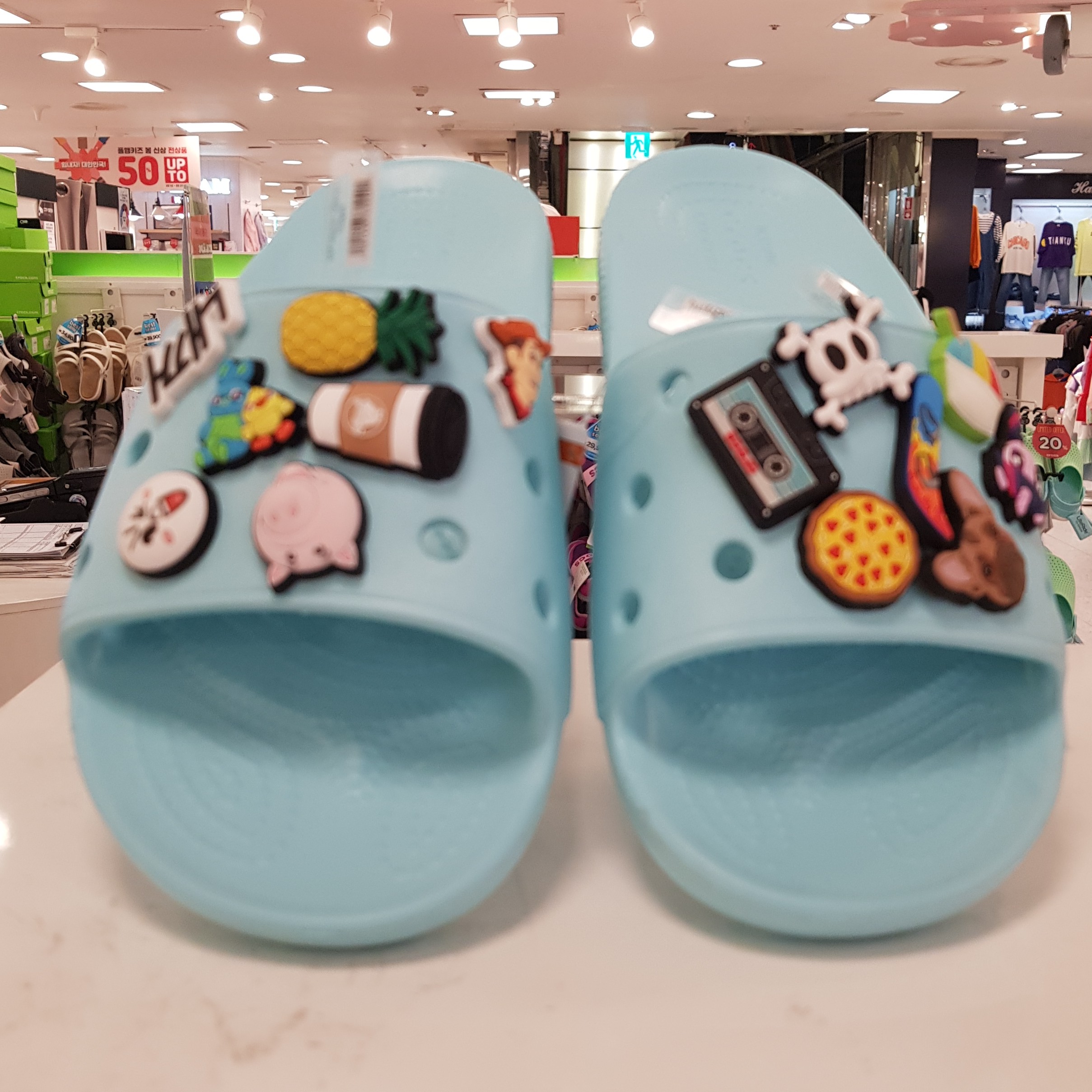 크록스 클래식 슬라이드 206121-4O9- 이랜드몰