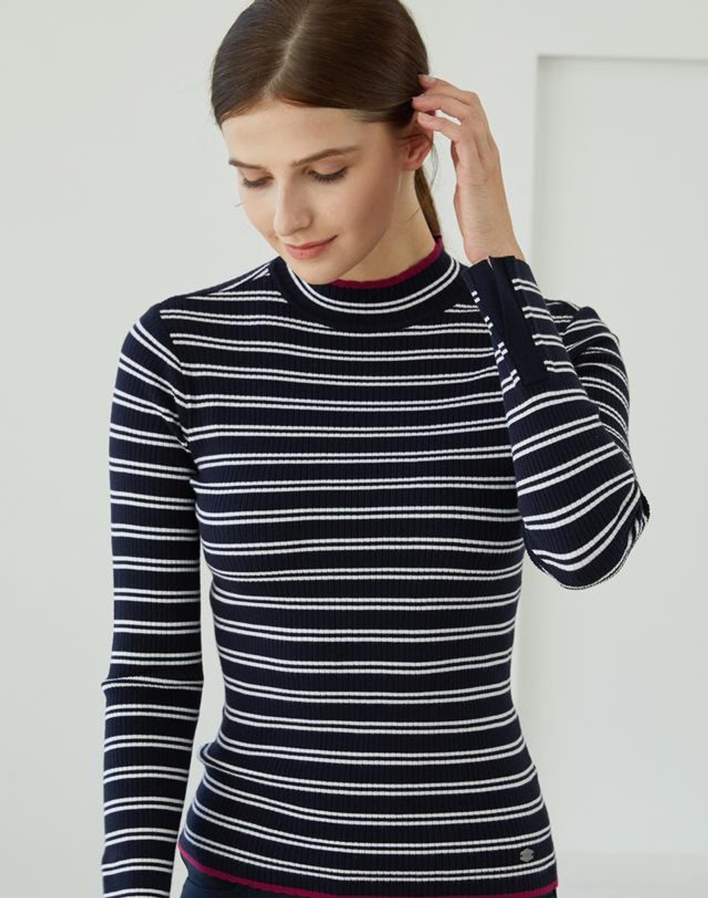 [20FW 닥스 골프 여성]네이비 스트라이프 니트_DNSW0D710N3- 이랜드몰