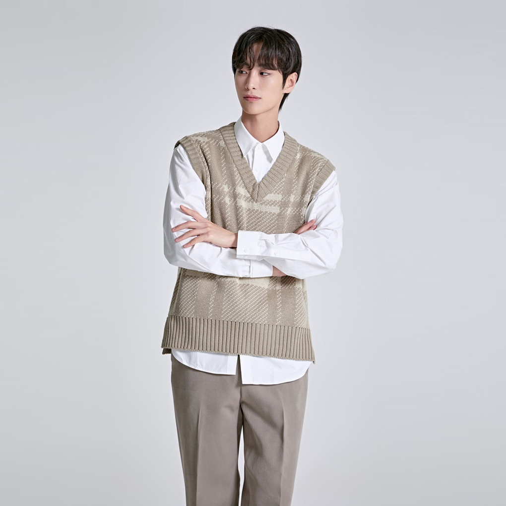 포맨 체크 니트 베스트spkvb38m05 스파오