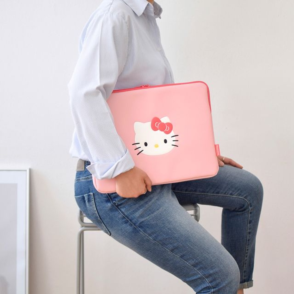 [1300k] 헬로키티 투페이스 노트북 파우치 15인치- 이랜드몰